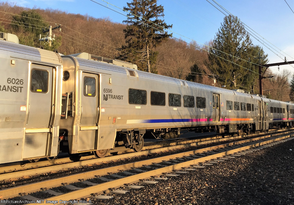 NJT 6596